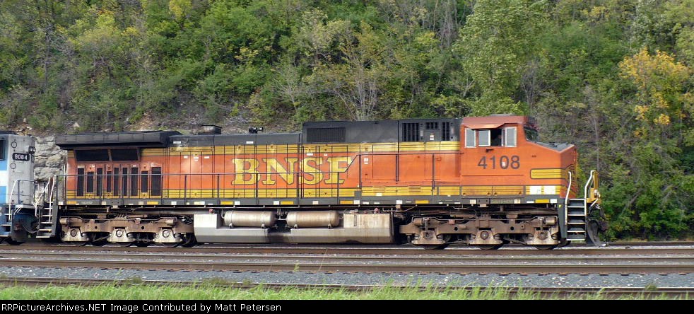 BNSF 4108